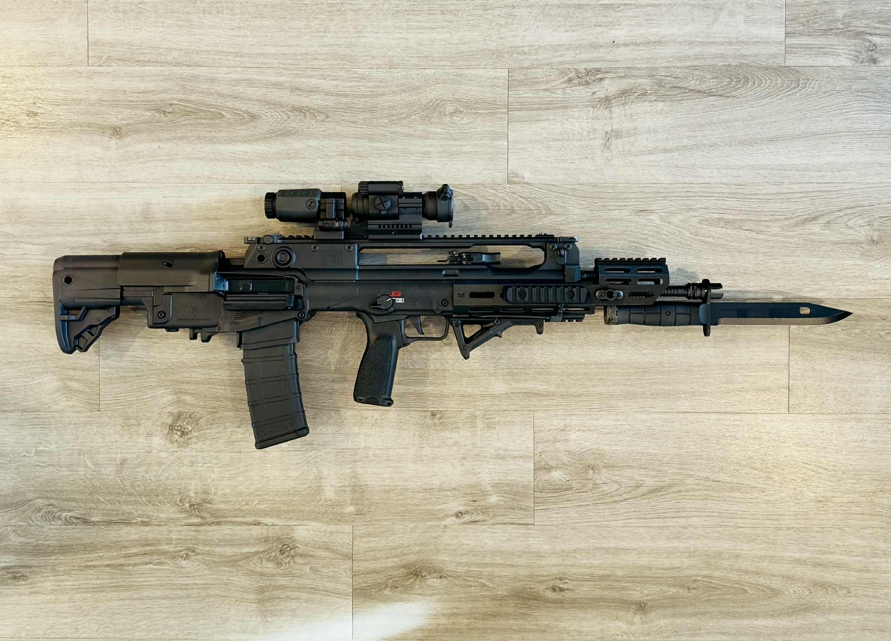 The Original Aftermarket Rail for the Springfield Hellion! – The VHS-2 ...